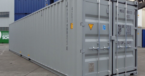 40' shipping container